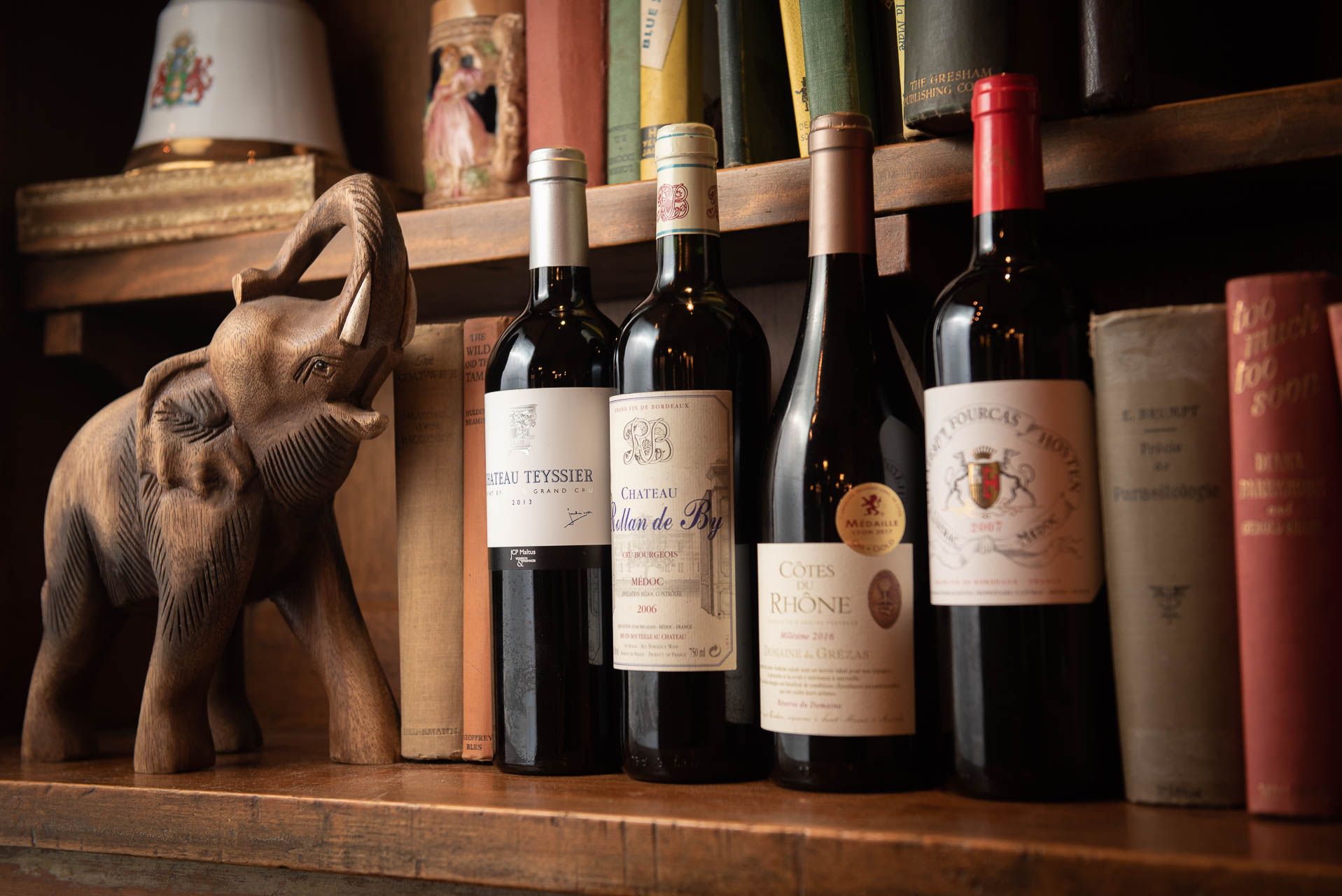 Drinks at The Elephant Inn in London